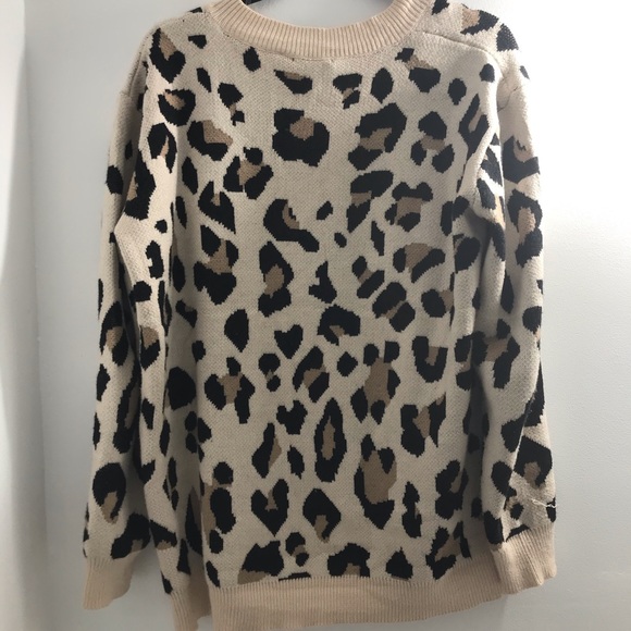 entro | Sweaters | Entro Cheetah Print Cozy Oversized Sweater | Poshmark